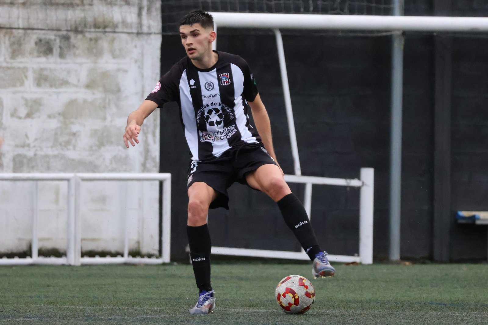 Diego Espinosa, primer refuerzo del Real Oviedo Vetusta para la ...